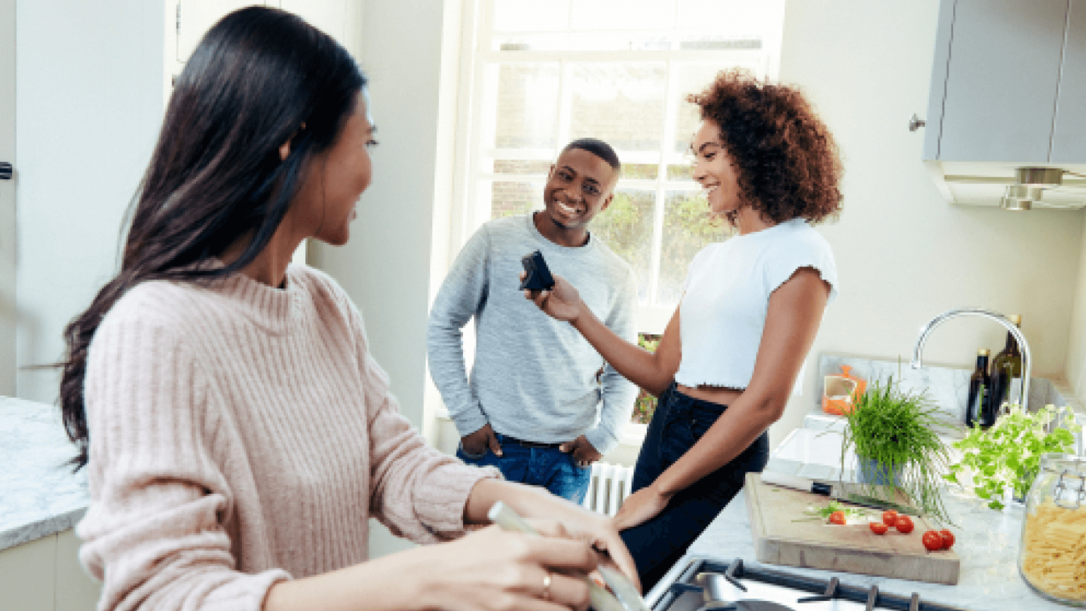 Smart meters inspire 86% of people to take energy-saving actions | SMS